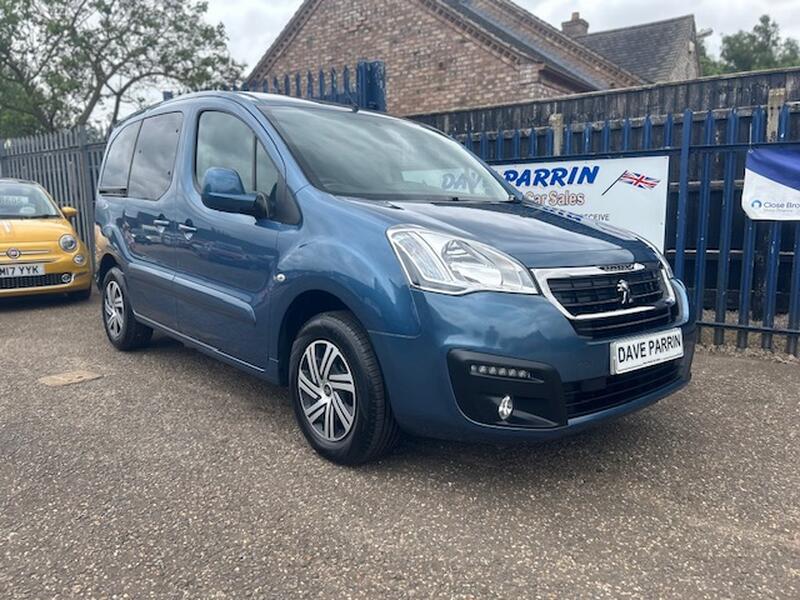 Used PEUGEOT PARTNER TEPEE 2015 Blue in Wisbech, Cambridgeshire | Dave ...