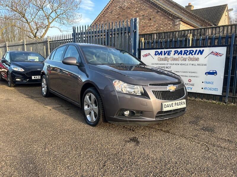 Used CHEVROLET CRUZE 2011 Grey for sale - £4995 in Wisbech ...